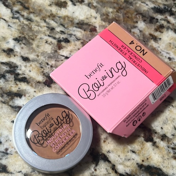 Benefit | Makeup | Benefit Medium Tan Boiing Industrial Strength Concealer | Poshmark